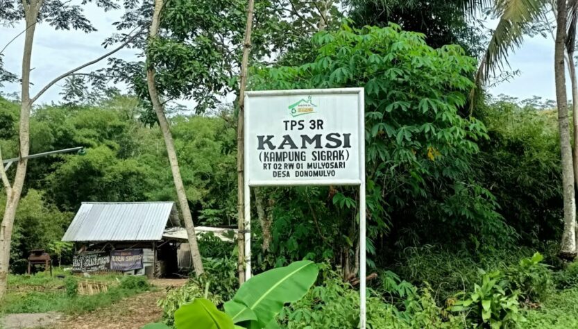 Pengelolaan Sampah Organik dan Anorganik di TPS 3R KAMSI Desa Mulyosari ...